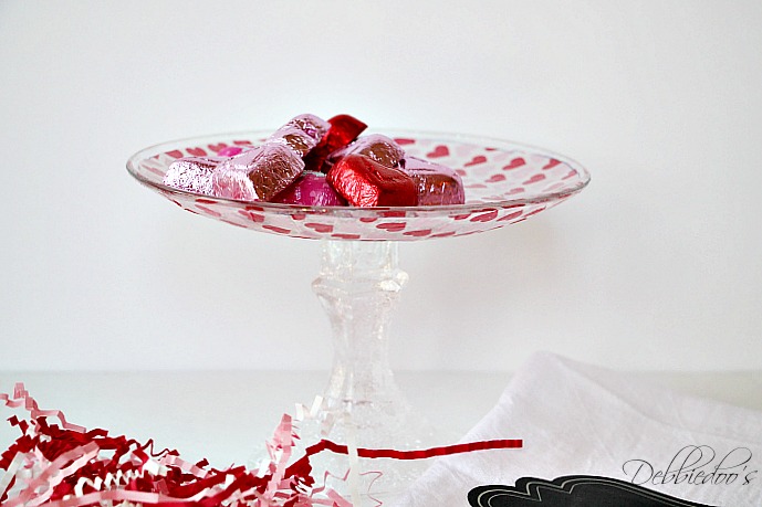 How to make a dollar tree Valentine candy dish - Debbiedoos