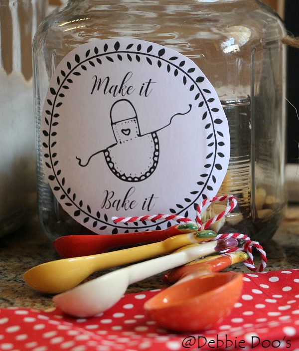 Free kitchen printable labels for canisters or more - Debbiedoos